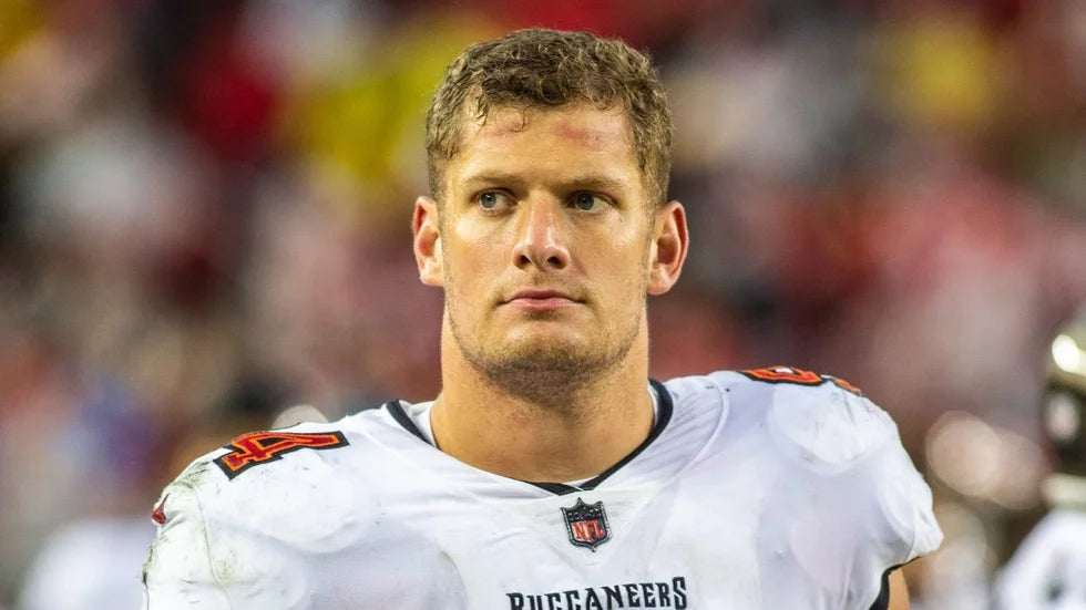 NFL's first openly gay player to play in a game announces retirement – Parlay